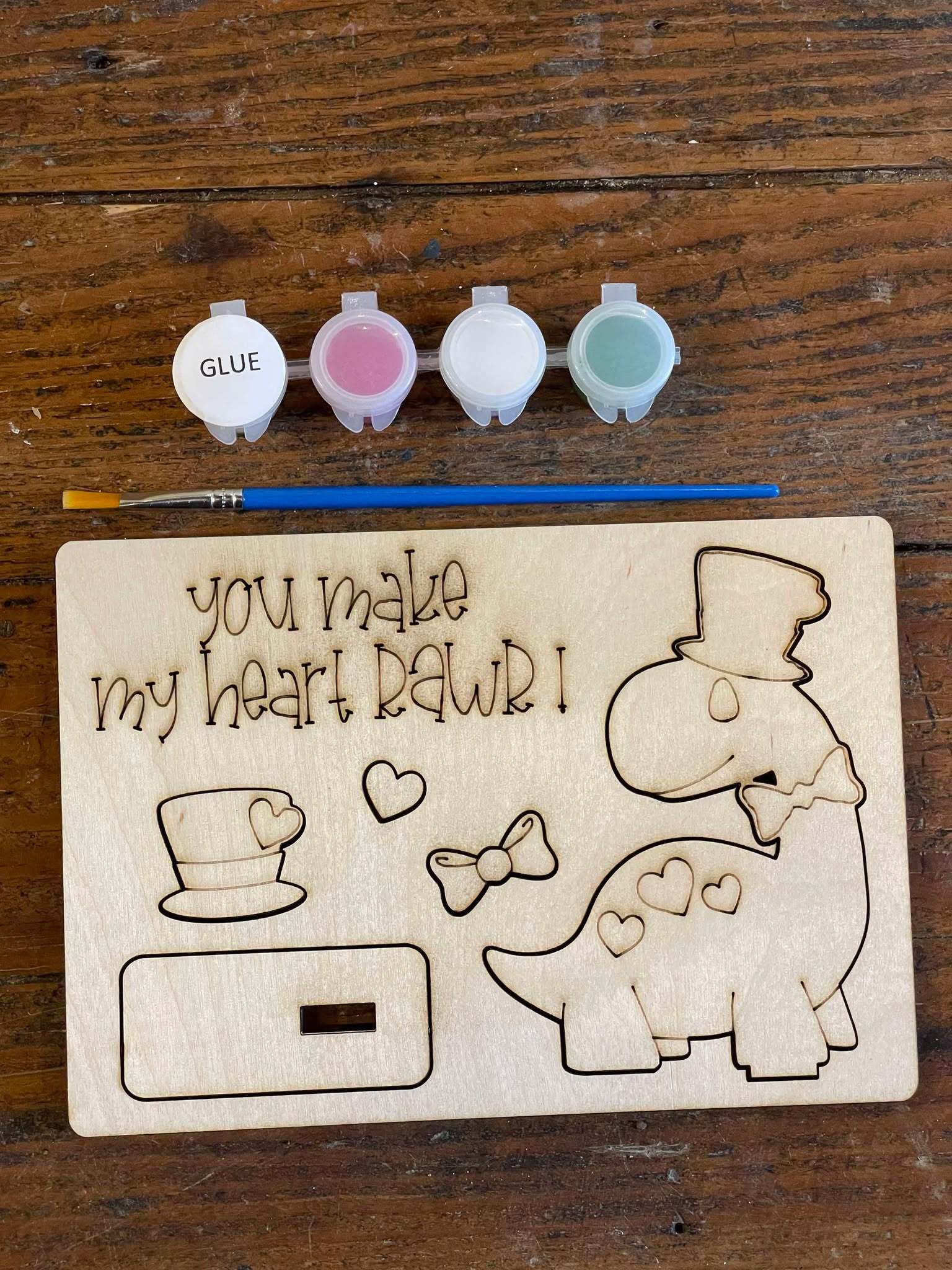 Valentine's Day Pop Out Dinosaur Kit "You Make My Heart Rawr ...